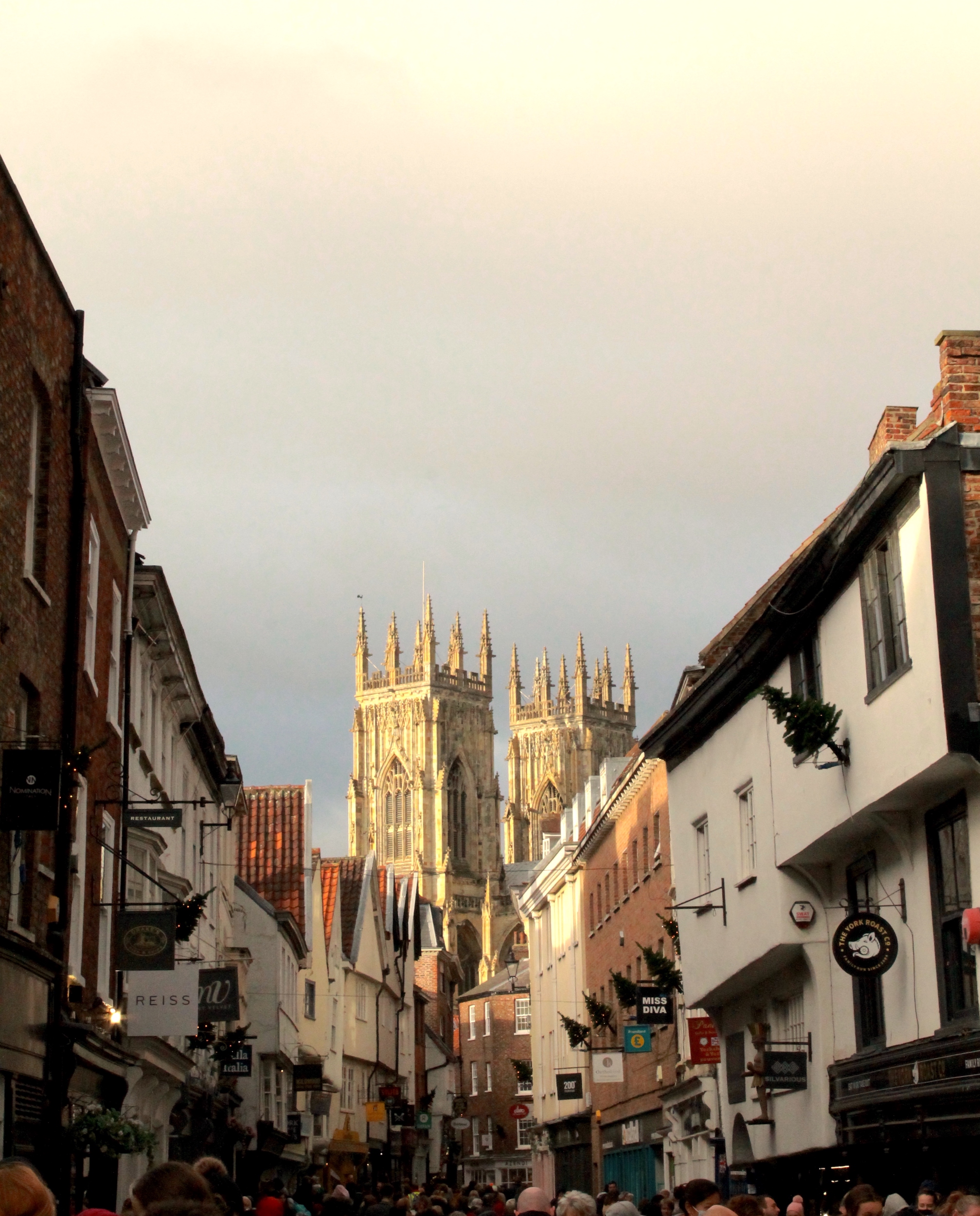 Visiting York at Christmas - Little Wallet Big Dreams